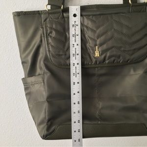 Isaac Mizrahi | Bags | Isaac Mizrahi Carry All Nylon Tote Travel Tote | Poshmark